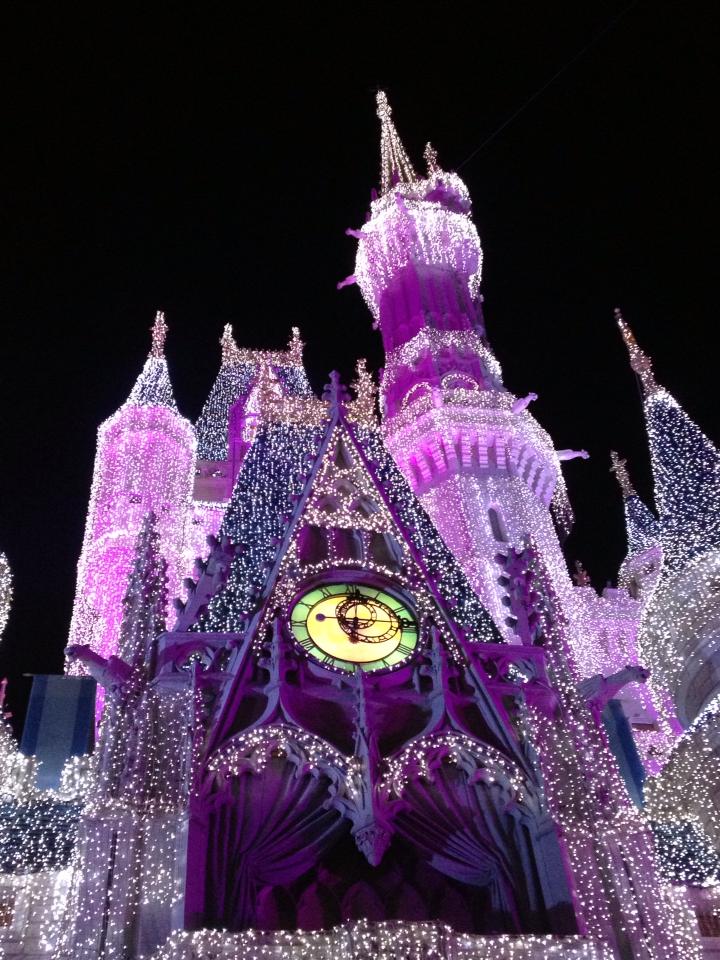 10 Must-See Disney Christmas Decorations – Kimberly Rose Hurd